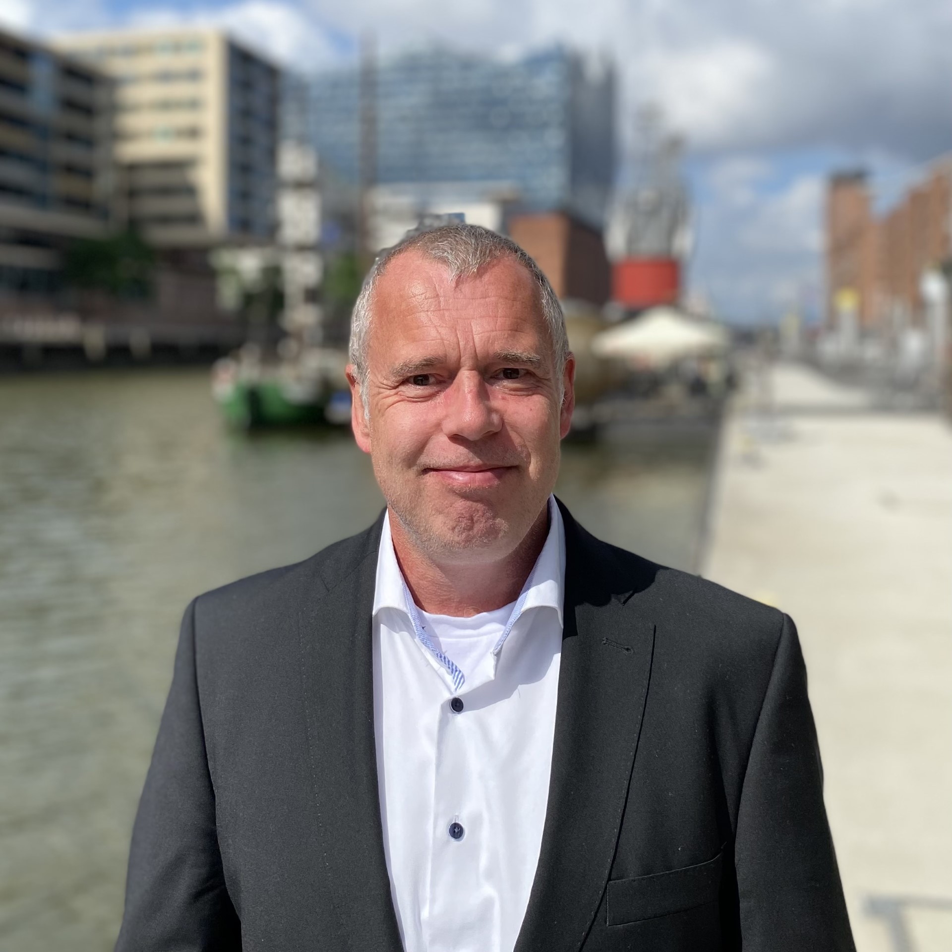 Team - Aquarius Shipping Hamburg GmbH